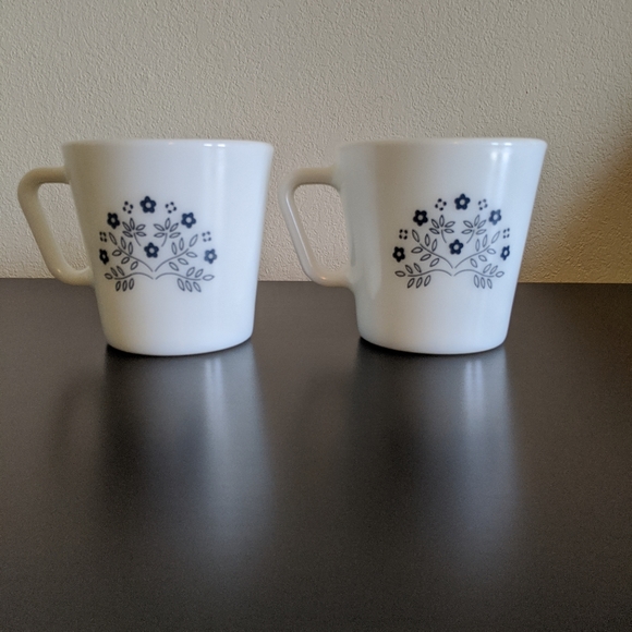 Pyrex | Kitchen | Vintage Pyrex Blue Floral Coffee Mugs | Poshmark